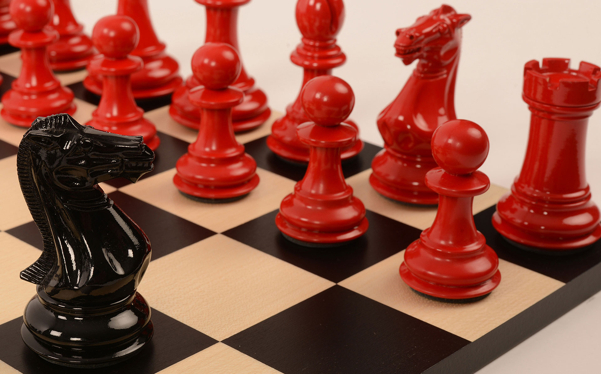 Bold Chess Set – Pooltables.ch