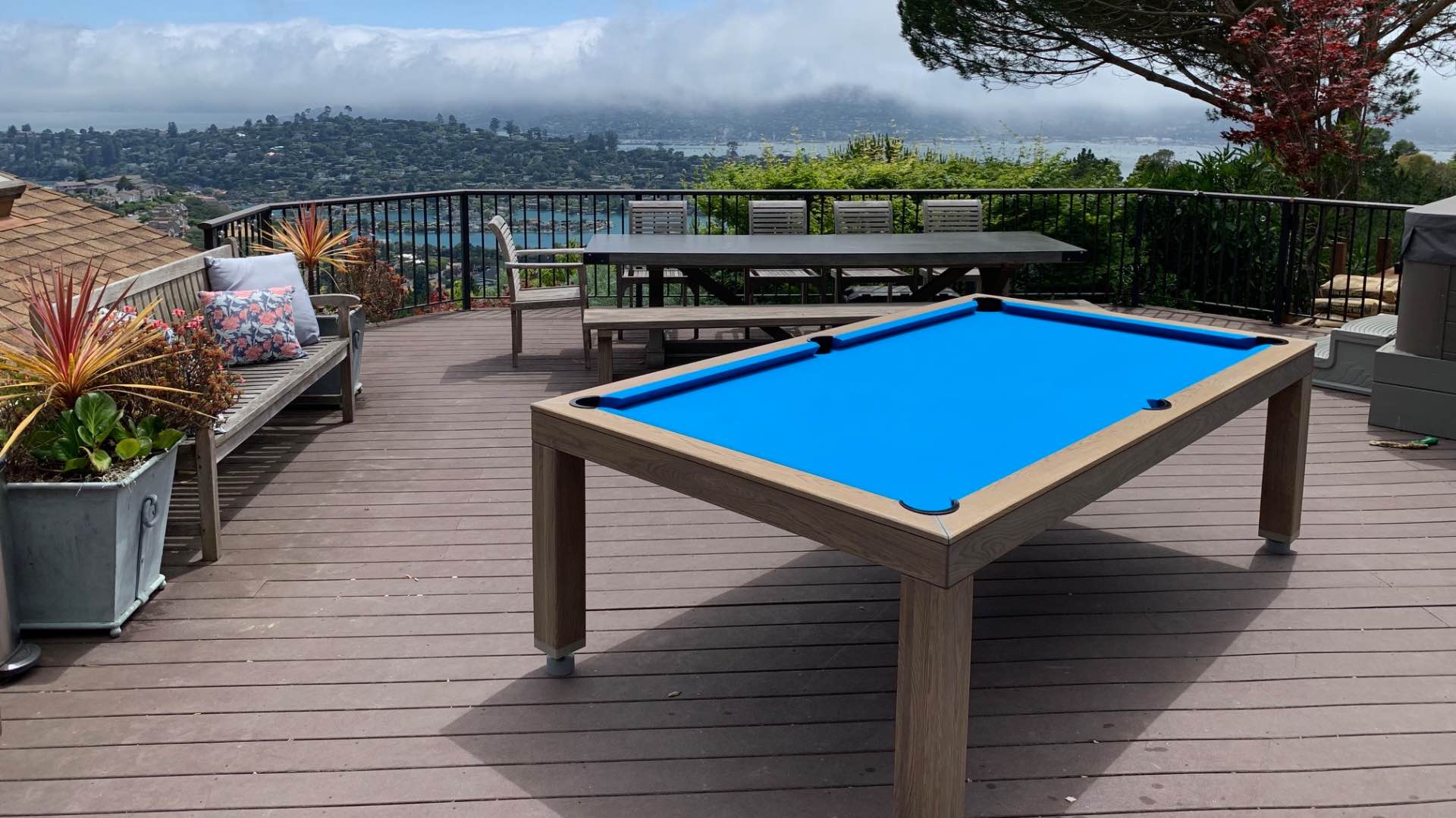 Outdoor Pool Table – Pooltables.ch